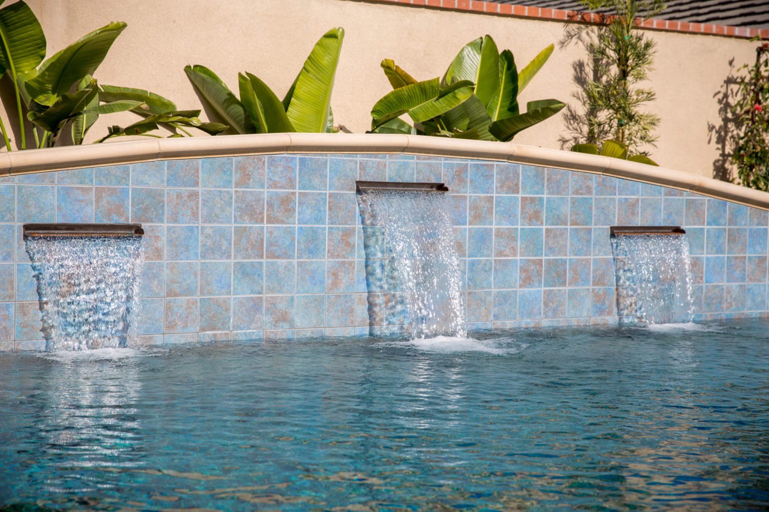 Rossmoor Elevated Pool and Spa | Go Sunset